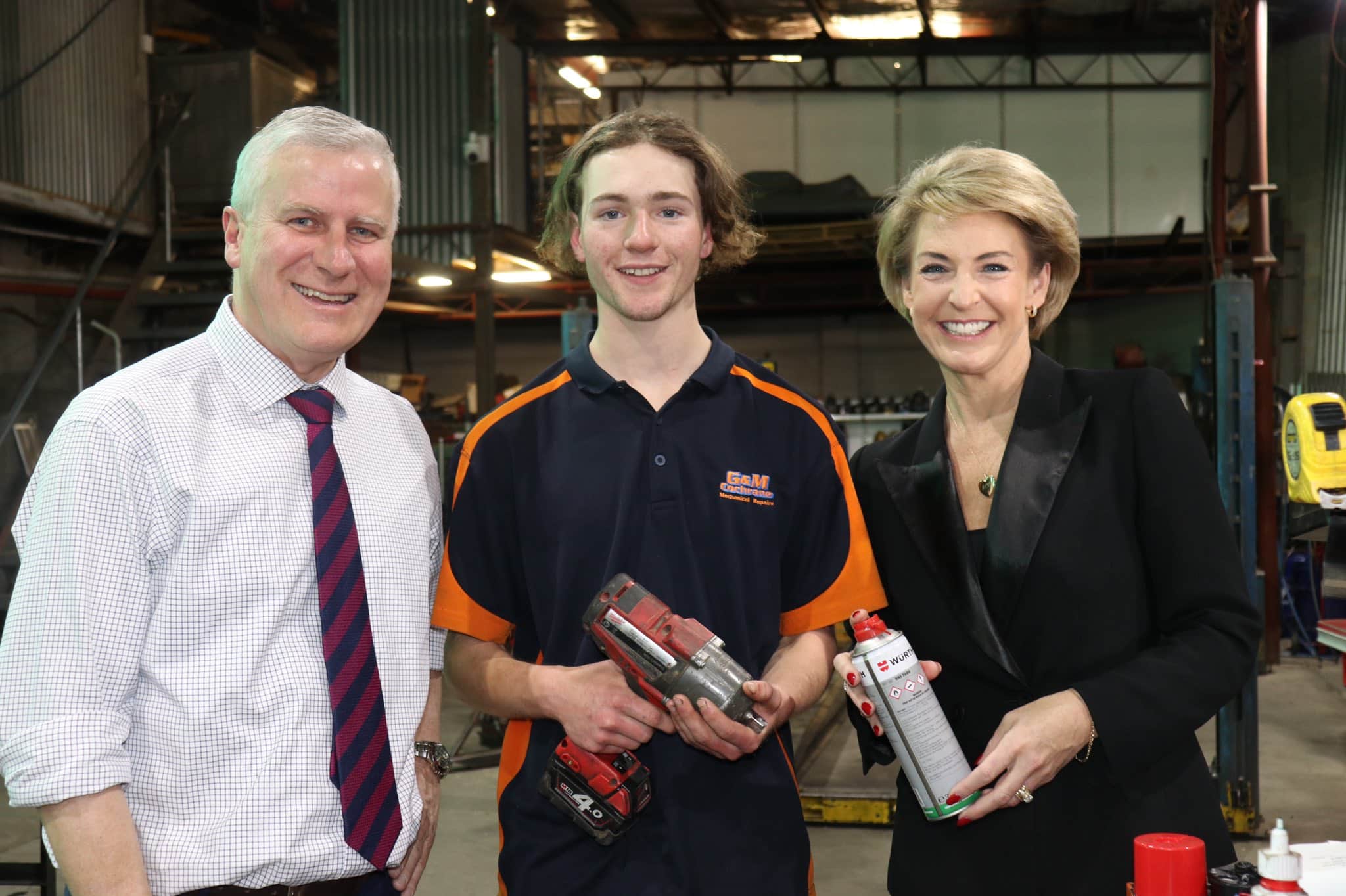YOUNG APPRENTICES, SMALL BUSINESS BENEFIT FROM BUSH WAGE SUBSIDY TRIAL ...